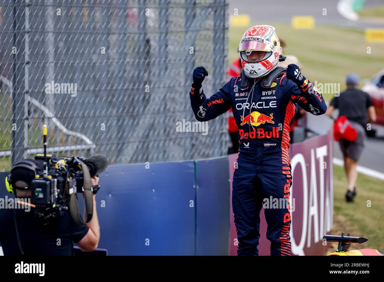 SILVERSTONE - Max Verstappen (Red Bull Racing) celebrates victory ...