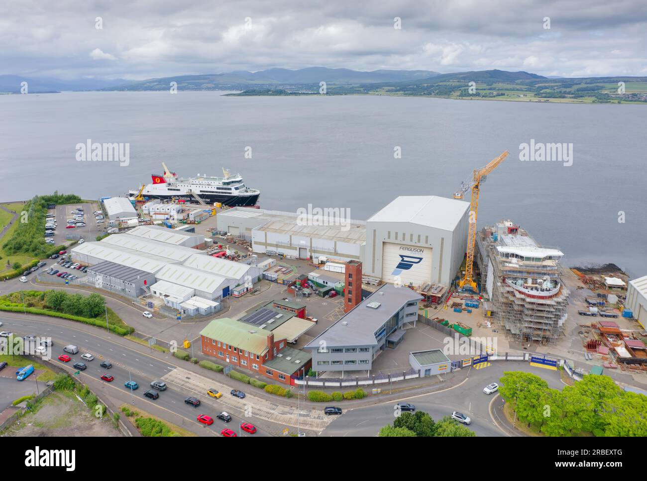 Ship Building in Port Glasgow Shipbuilding Scaffold and crane Stock ...