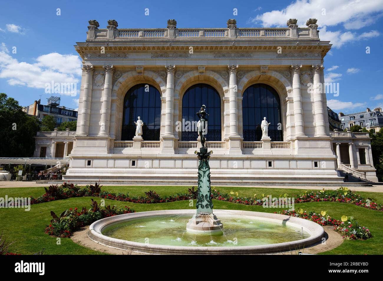 Palace Galliera exterior and garden view, Paris, France. Palais ...