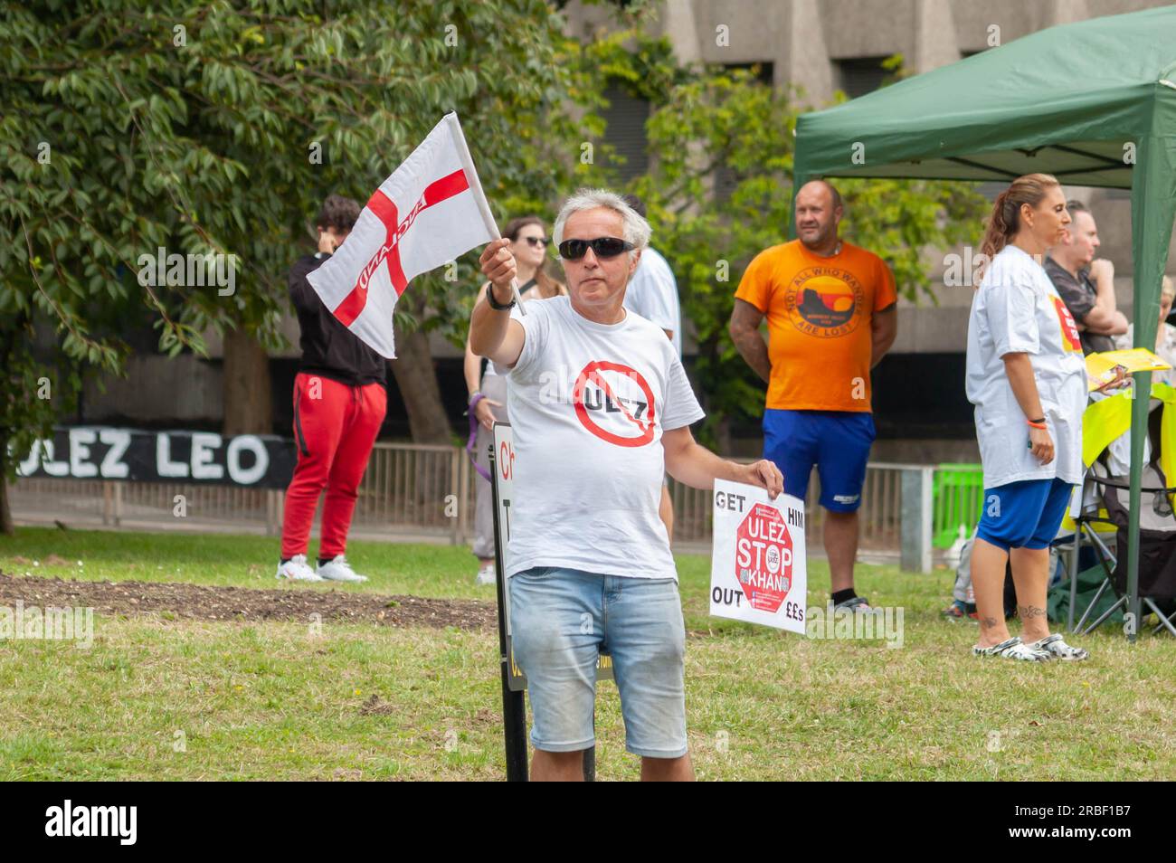 Uxbridge, England. 9th July, 2023. Anti-ULEZ protest in Boris Johnson's ...