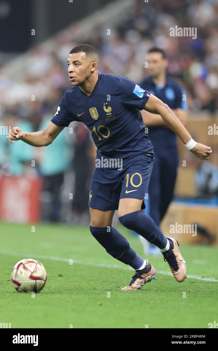 Ballon d or kylian mbappé hi-res stock photography and images - Alamy