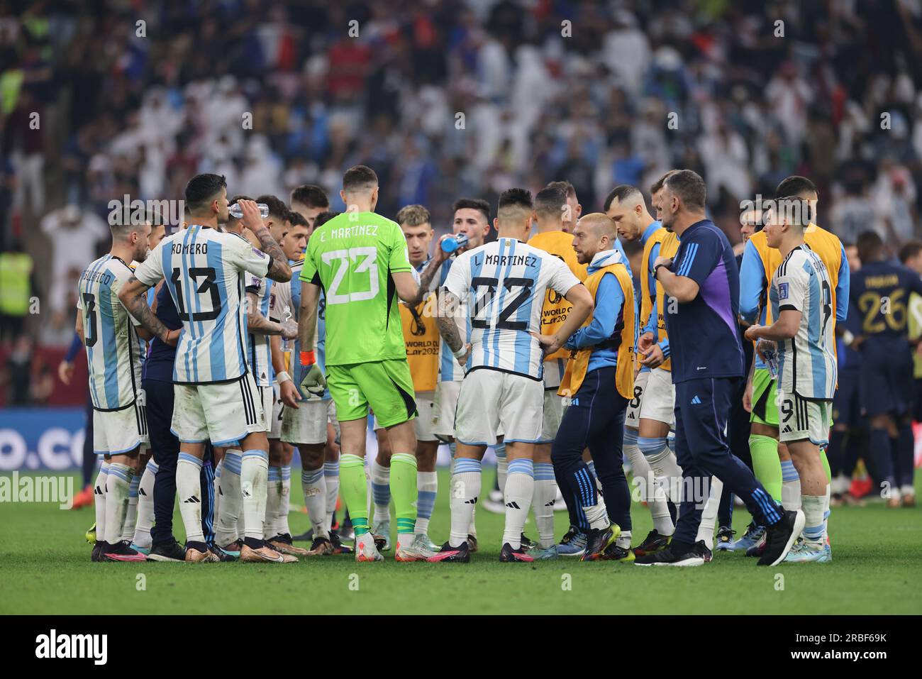 Lusail, Qatar, 18th. December 2022. Argentinian Team talking during the ...