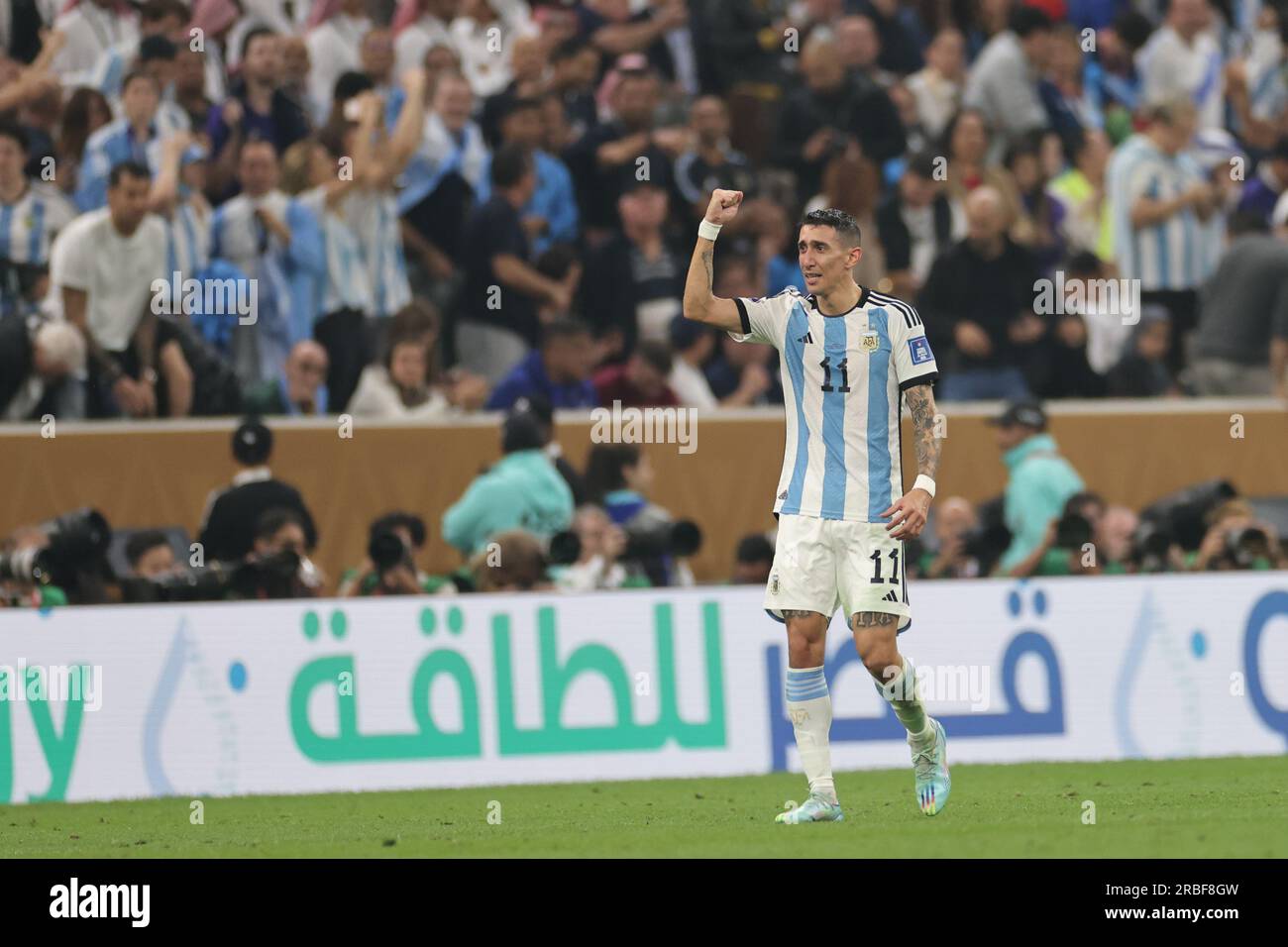 Lusail, Qatar, 18th. December 2022. Angel di Maria celebrates his team ...
