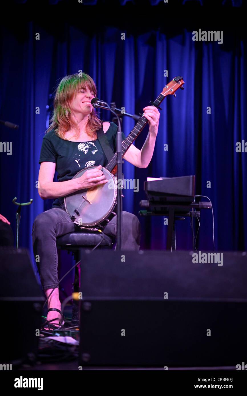 Moira Smiley, Rogue Folk Club, Vancouver, British Columbia, Canada ...