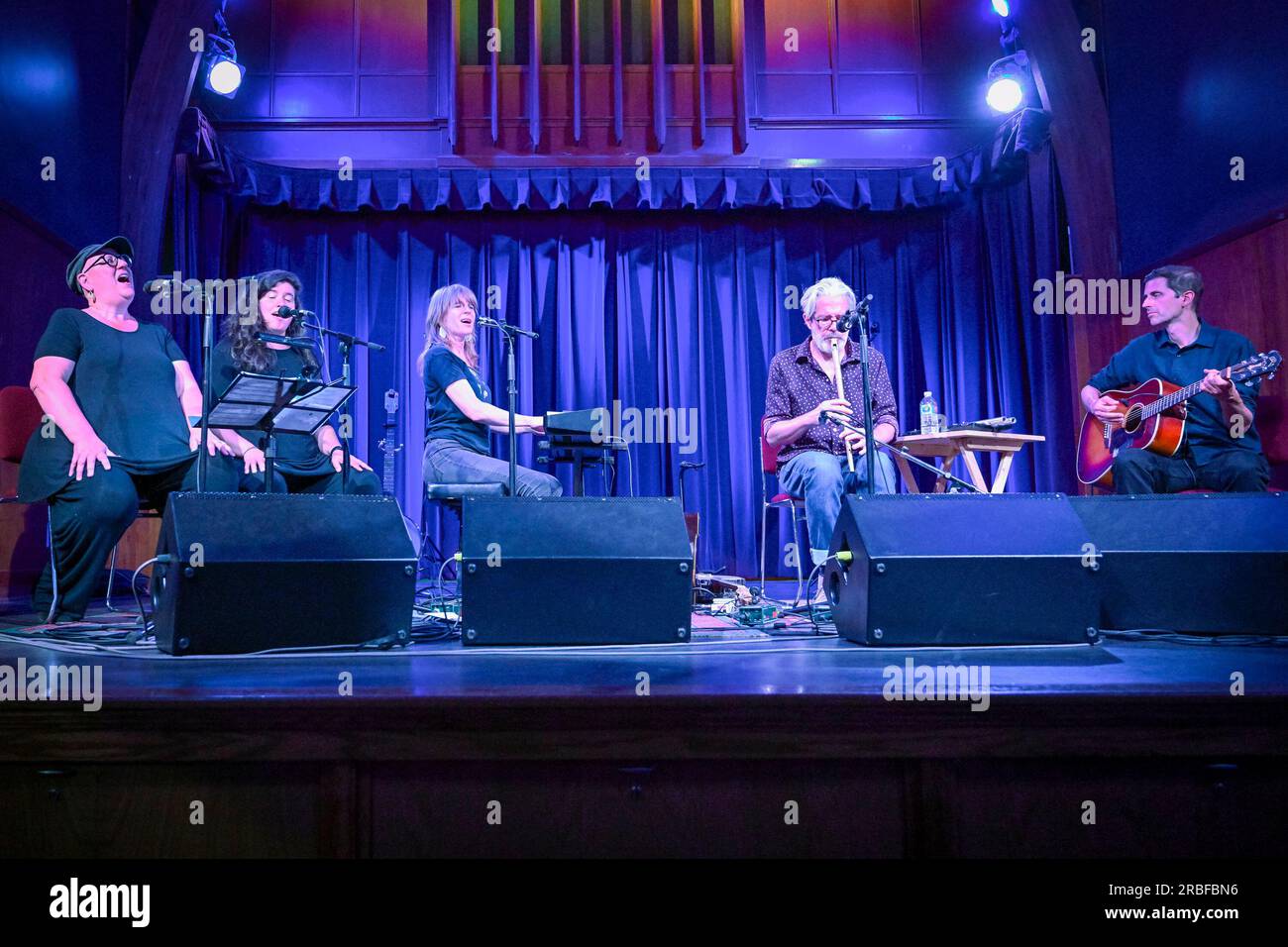 Seamus egan hi-res stock photography and images - Alamy