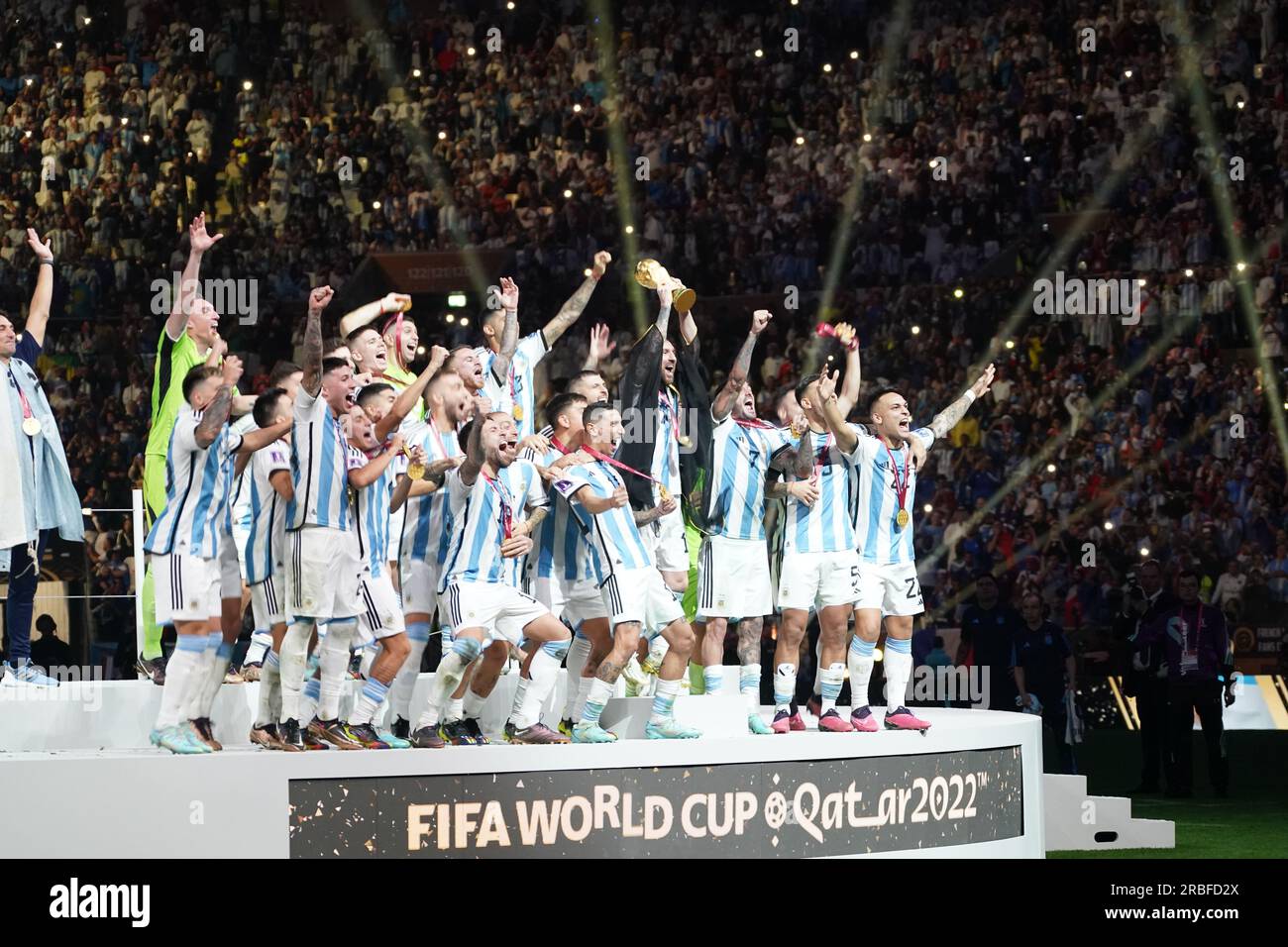 Lusail, Qatar, 18th. December 2022. Lionel Messi lift the Fifa World ...