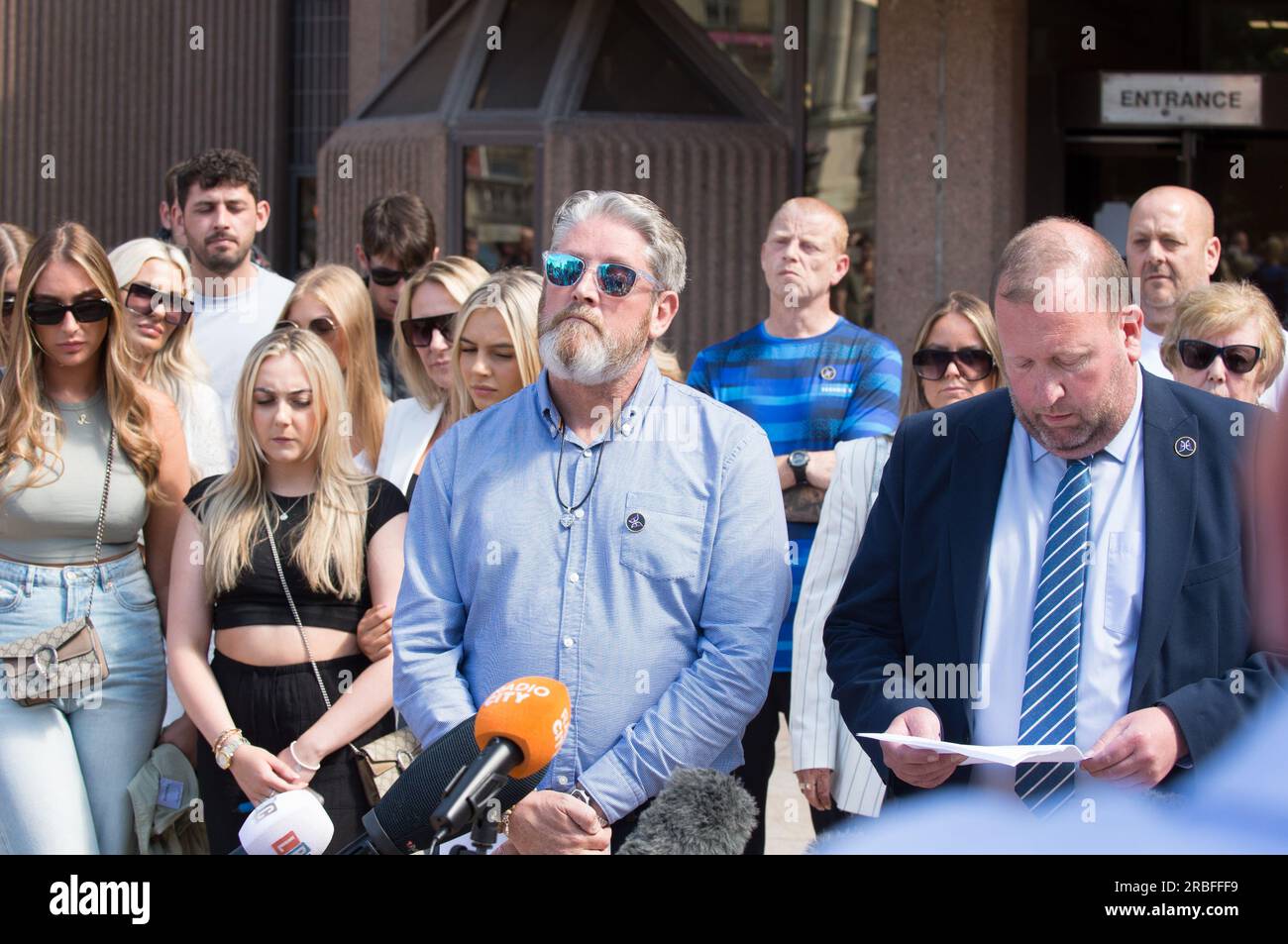 Liverpool family court hi-res stock photography and images - Alamy