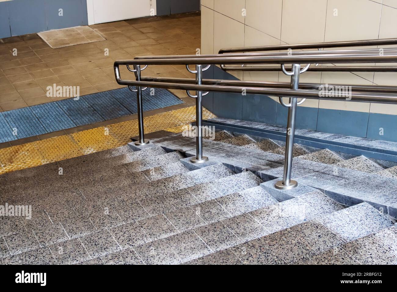 Ramp and steps to pedestrian subway hi-res stock photography and images ...