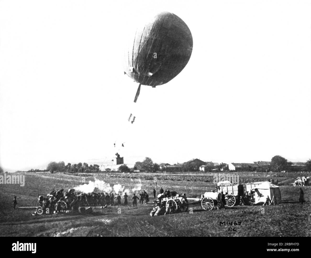 War balloon hi-res stock photography and images - Alamy