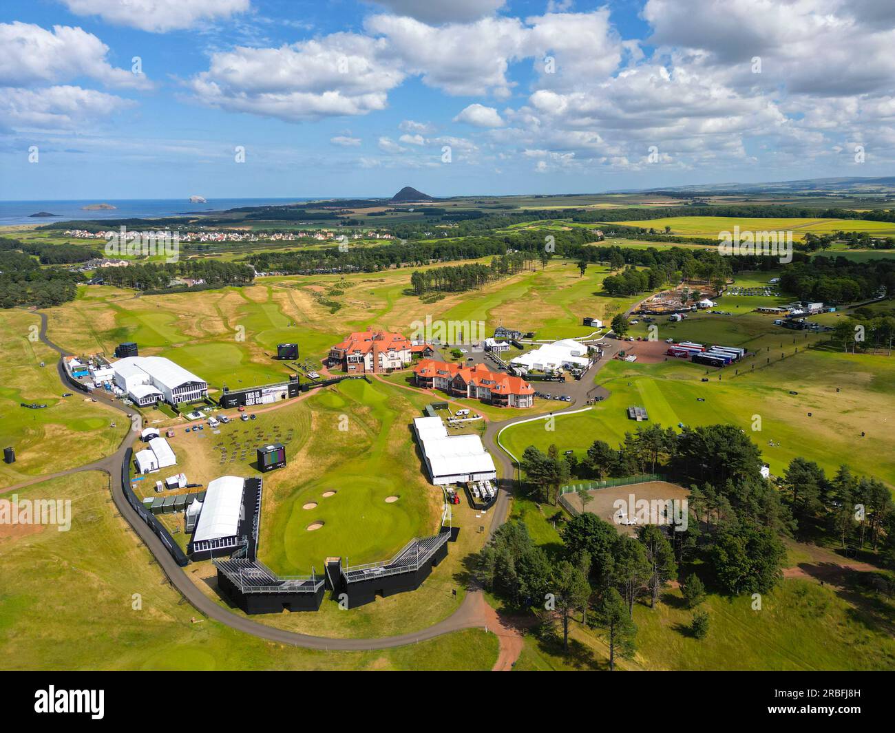 The renaissance club aerial view hi-res stock photography and images ...