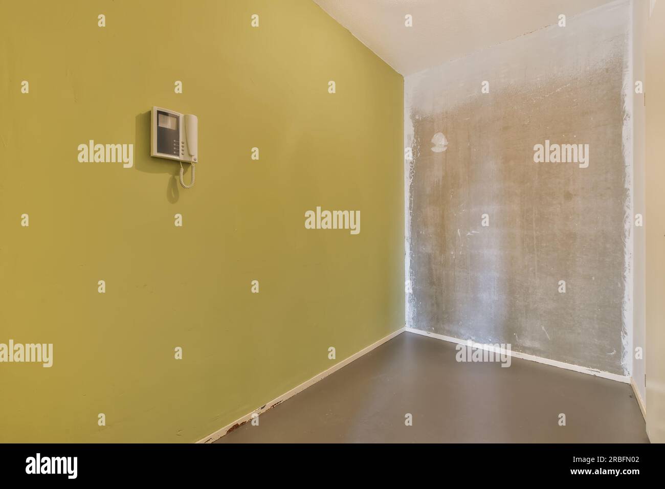 an empty room with no one on the wall or in it's place to see what is ...