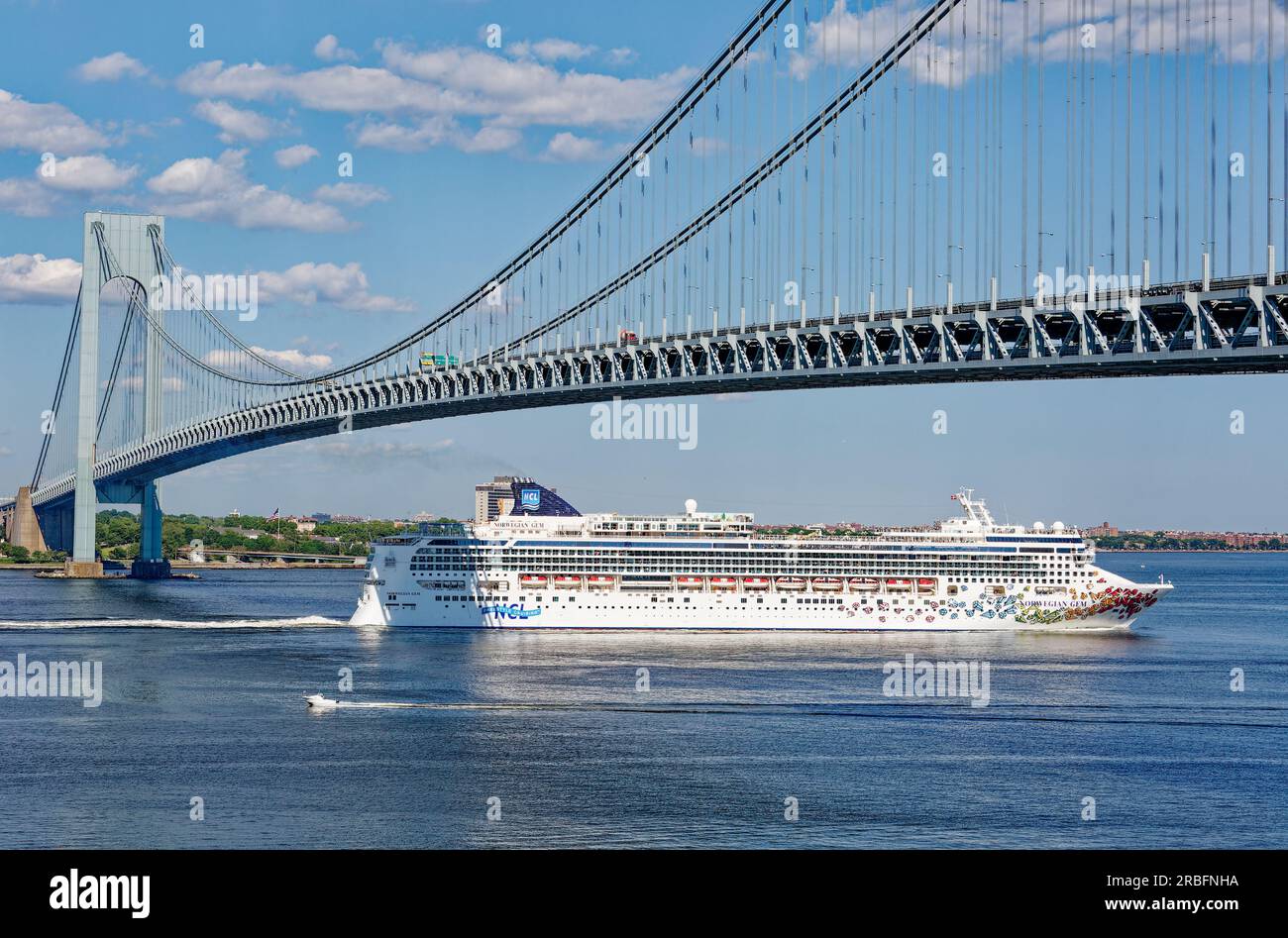 Gem bridge hi-res stock photography and images - Alamy