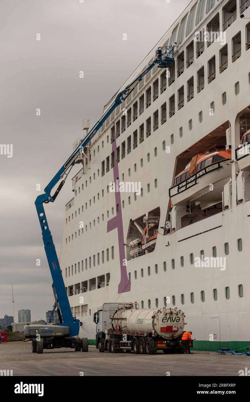 Belfast, Northern Ireland. 7 June 2023. Cruise ship alongside in ...