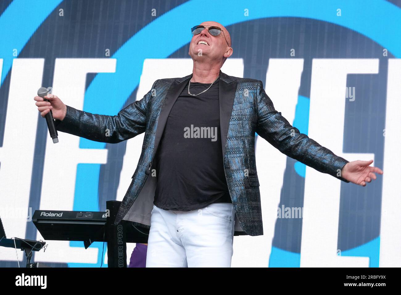 Southampton, UK. 08th July, 2023. Lead male vocalist Glenn Gregory with ...