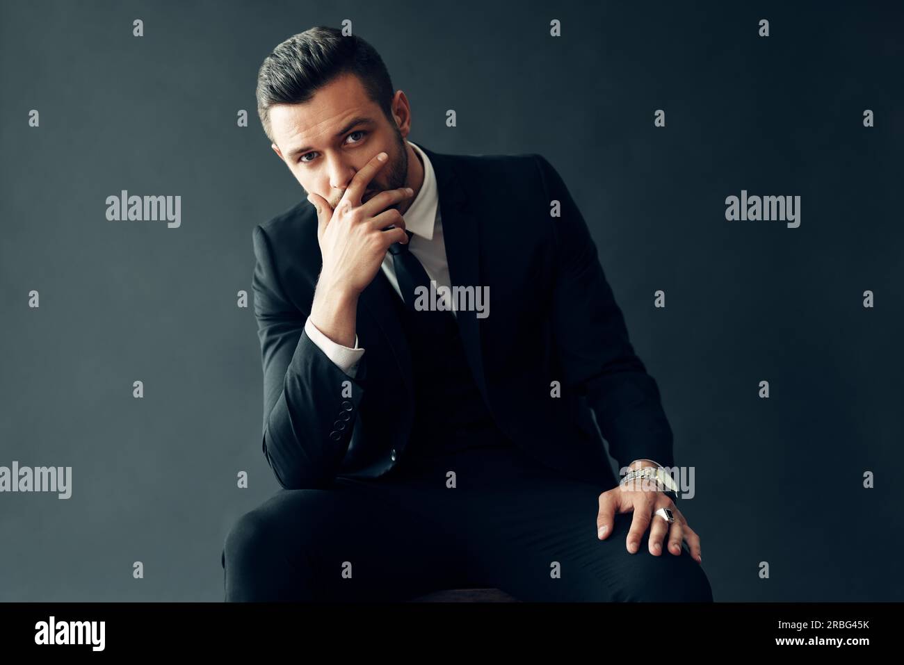 Handsome black business man hi-res stock photography and images - Alamy