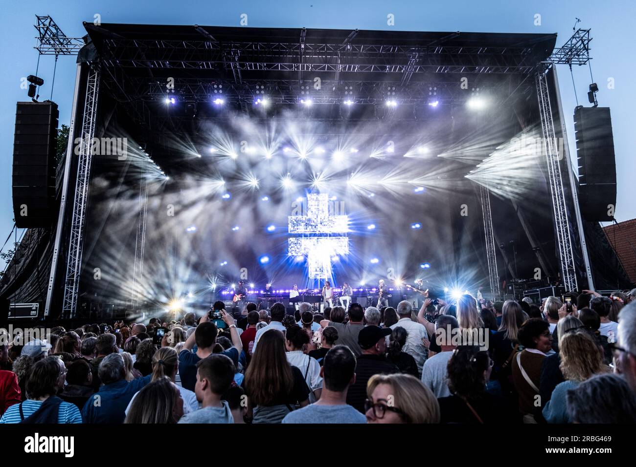 Take that pop group hi-res stock photography and images - Alamy