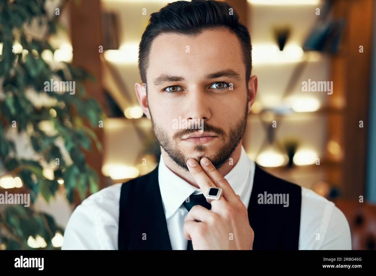 Male beauty hi-res stock photography and images - Alamy
