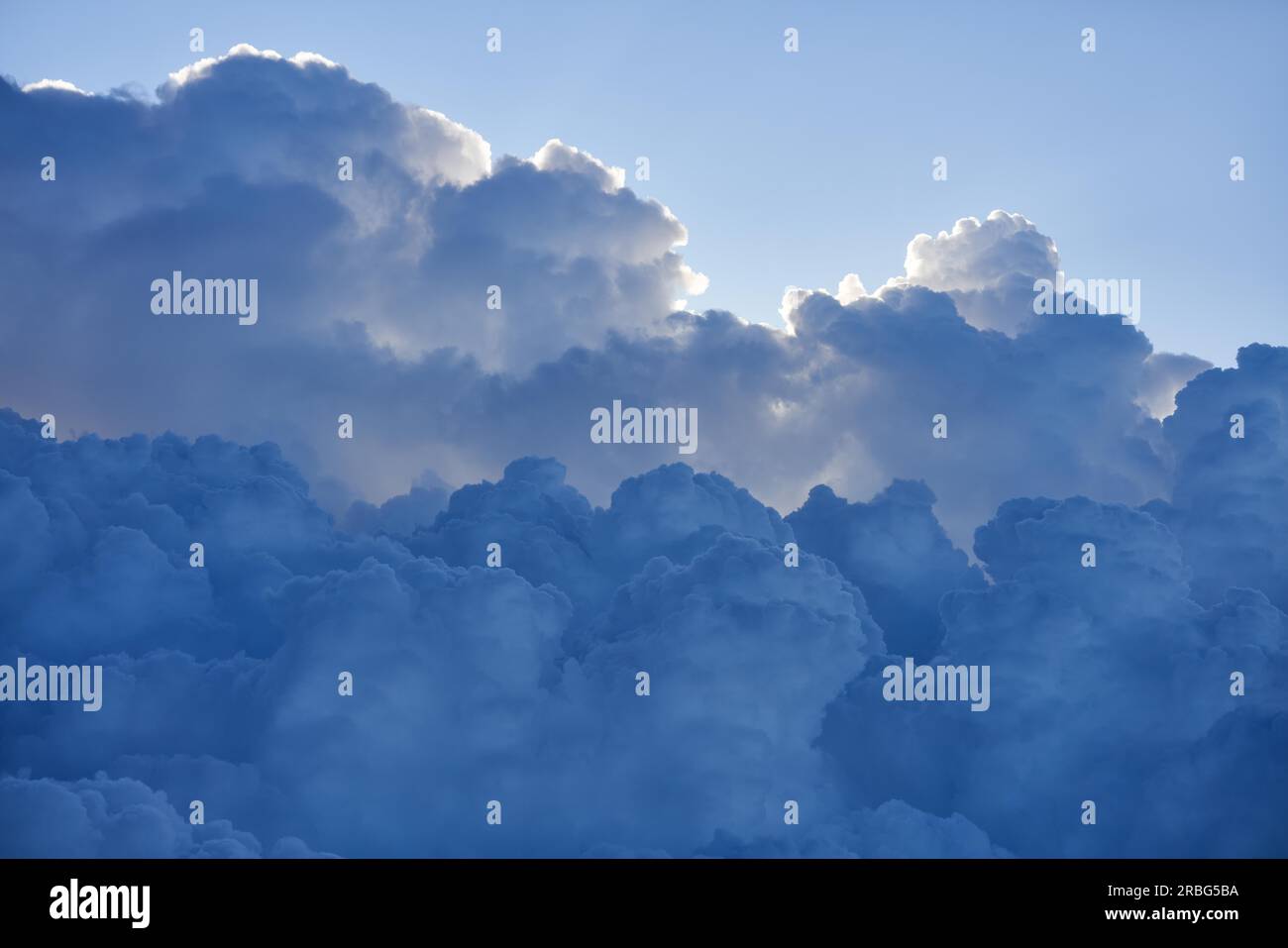 Beautiful fluffy clouds in the sky. Cloudscape nature background Stock ...