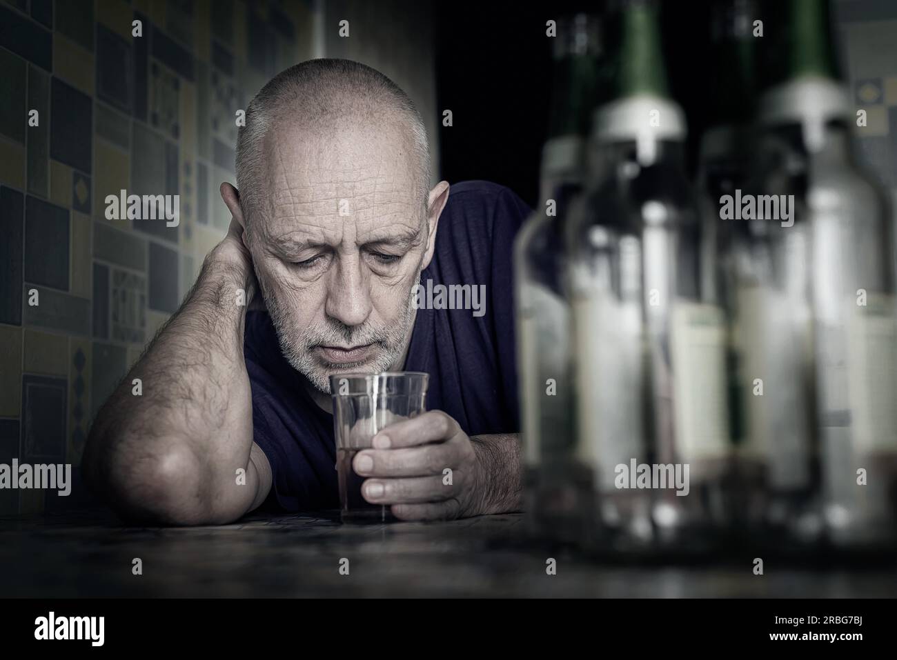 Desperate man hi-res stock photography and images - Alamy