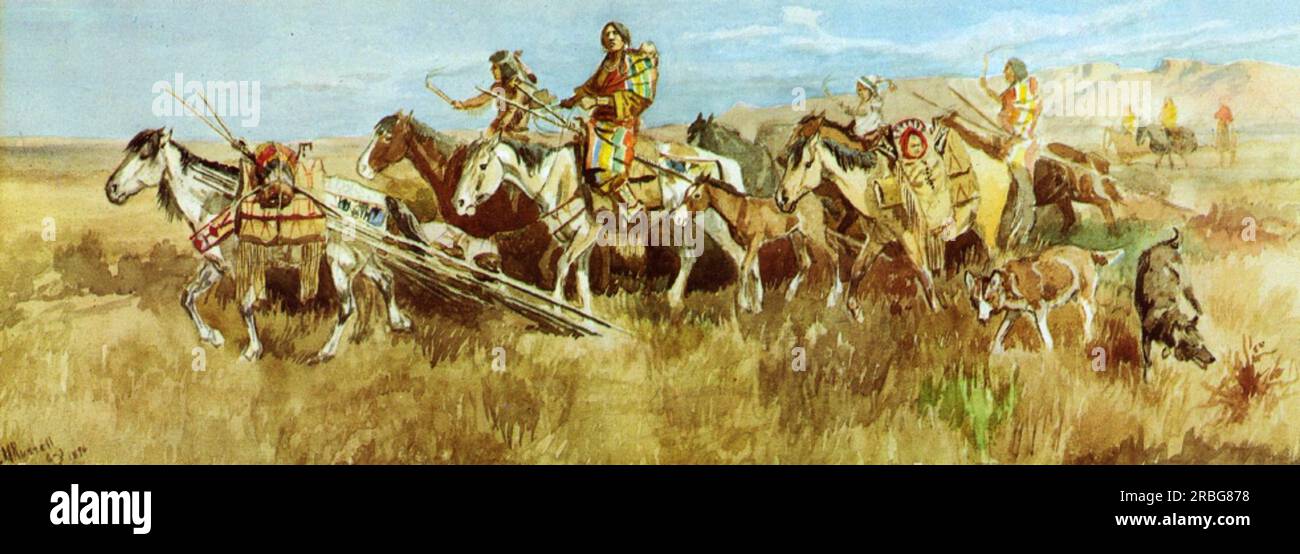 Indian women moving camp hi-res stock photography and images - Alamy