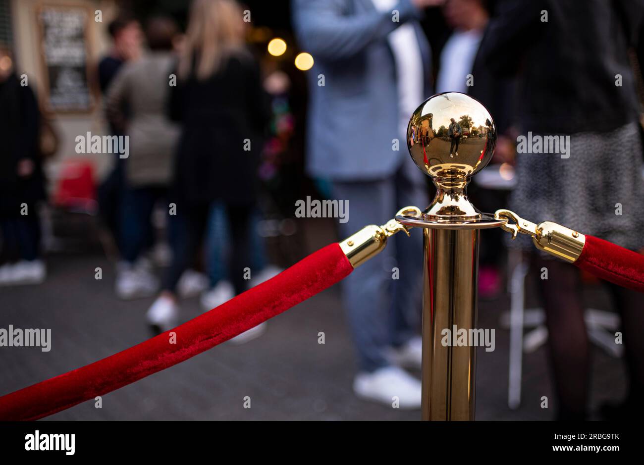 Guiding system hi-res stock photography and images - Alamy