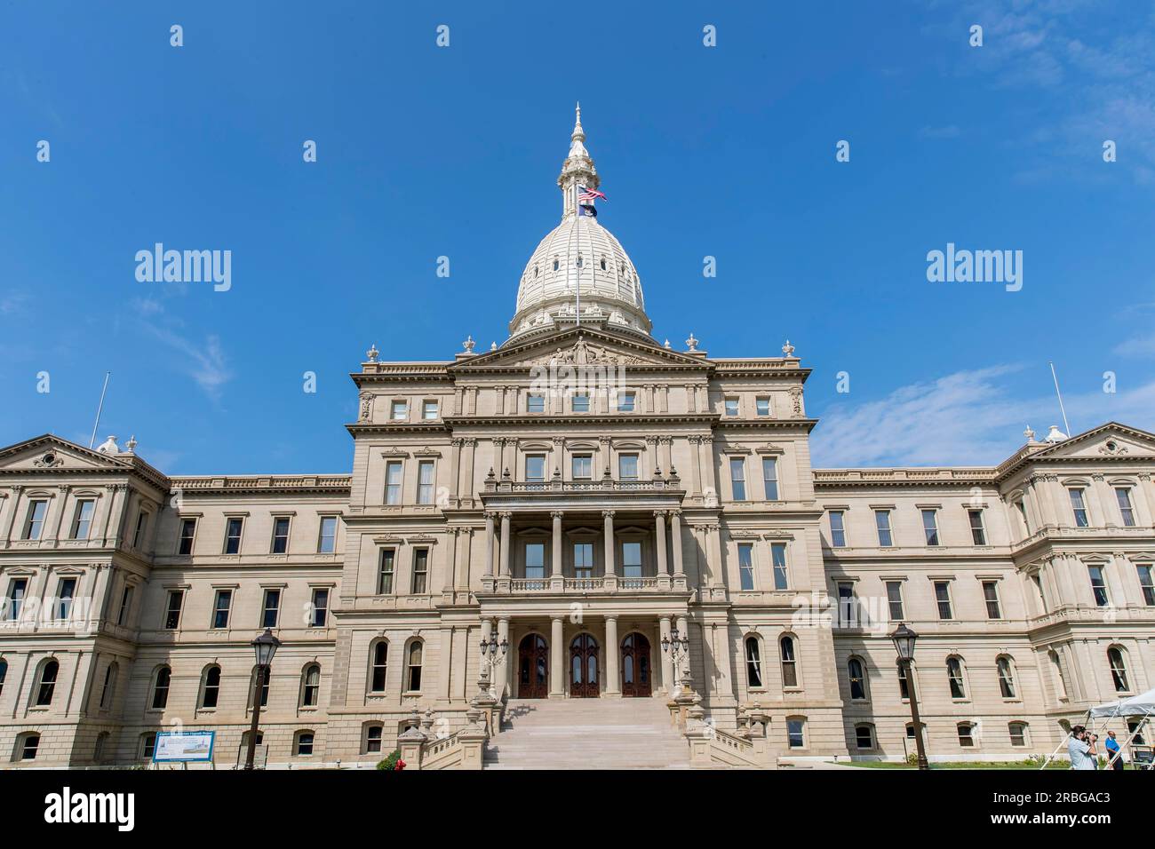The Michigan State Capitol is the building that houses the legislative ...