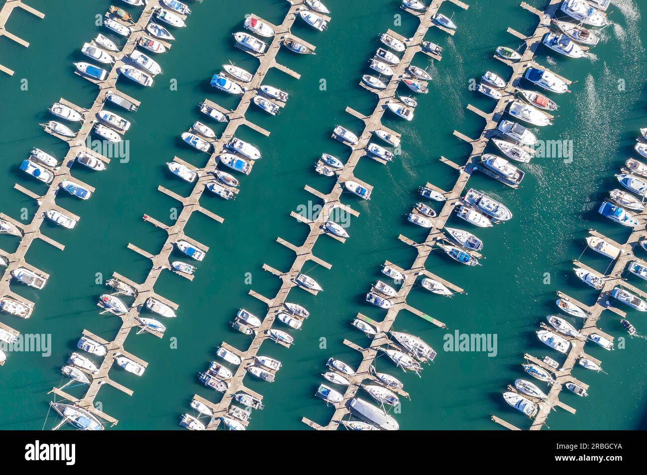 Overhead view of a marina on the Oregon coast Stock Photo - Alamy