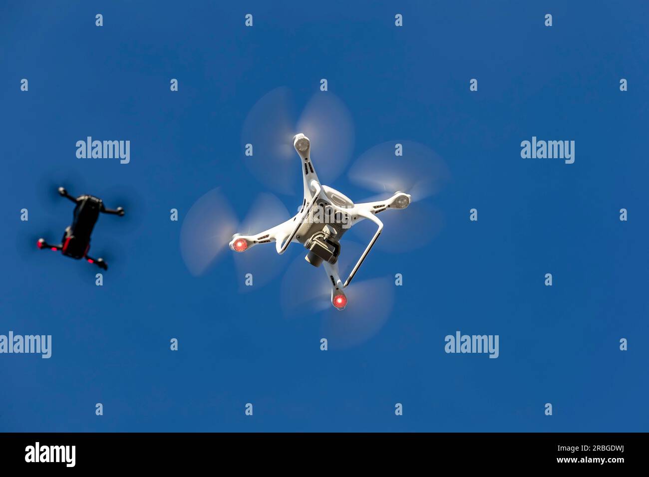 Group of drones hi-res stock photography and images - Alamy