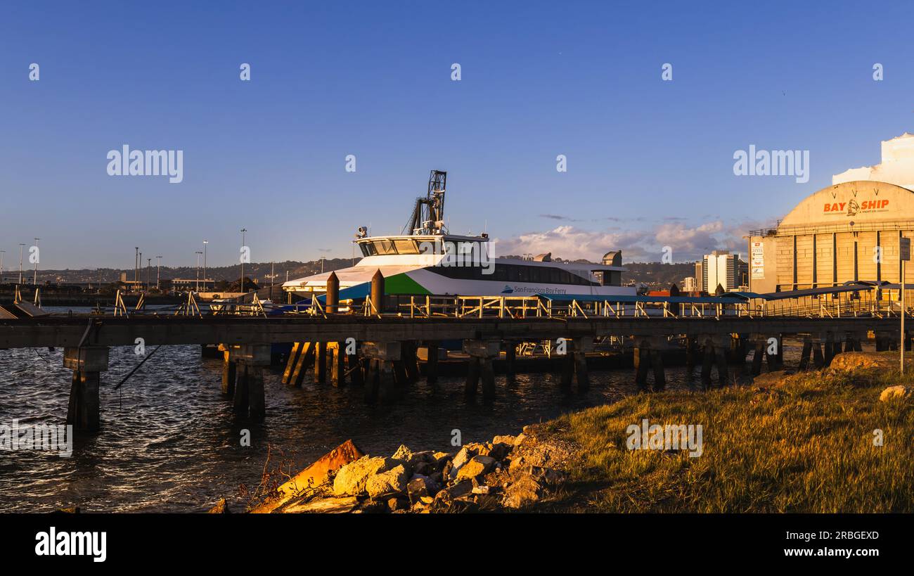 Terminal alameda hi-res stock photography and images - Alamy