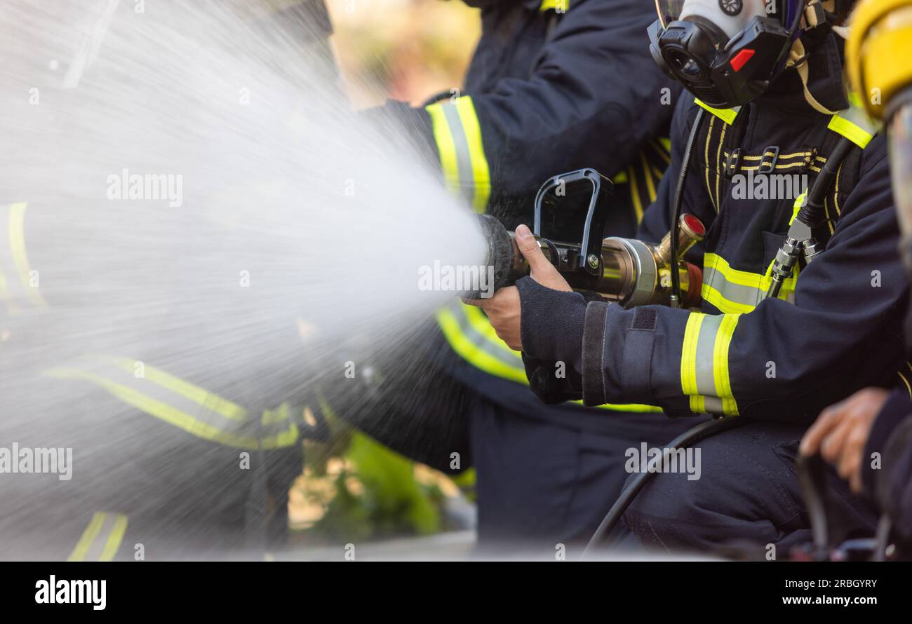 Team work damage control hi-res stock photography and images - Alamy