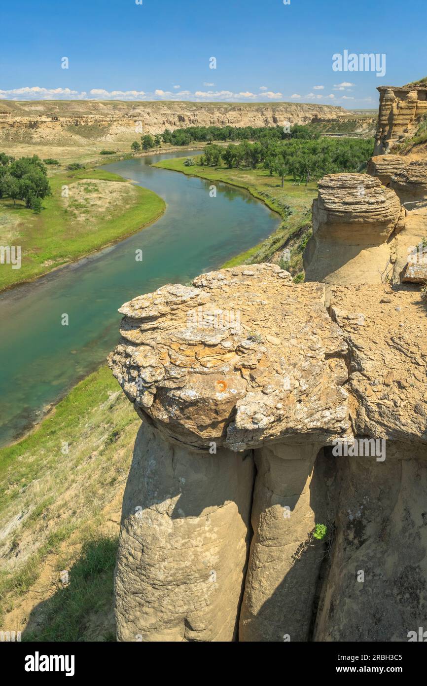 sandstone hoodoos above the marias river near chester, montana Stock ...