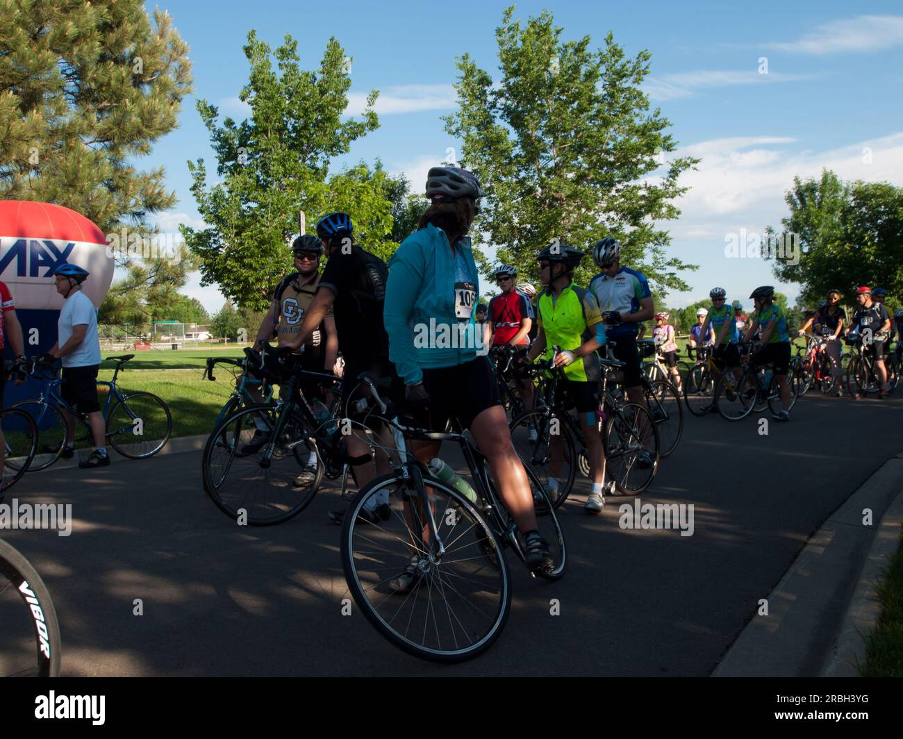 Korean cyclists hi-res stock photography and images - Alamy