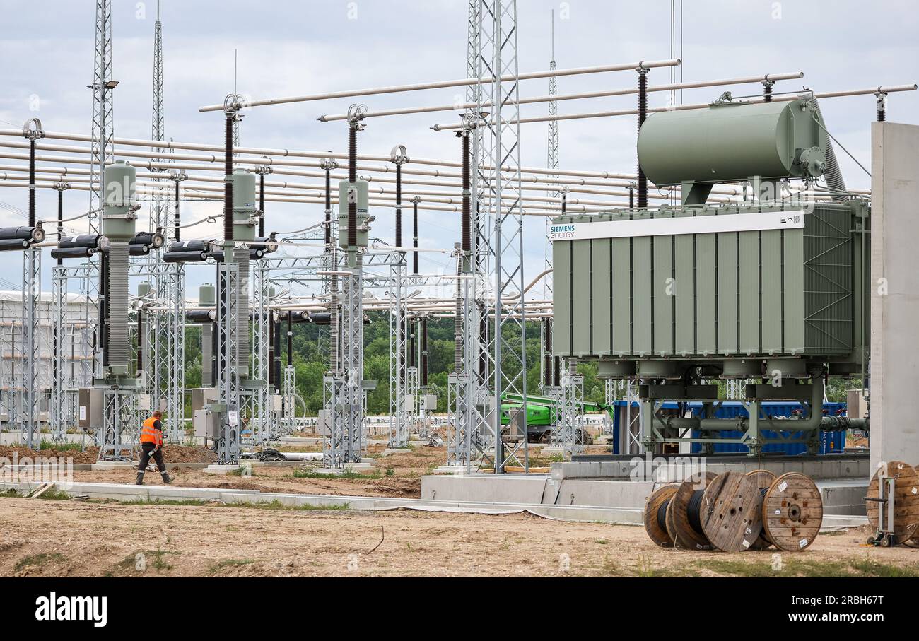 Solar plant substation hi-res stock photography and images - Alamy