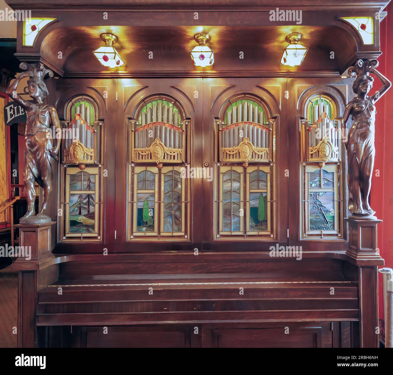 The Crescent Hotel is a spa hotel by architect Isaac Taylor and ...