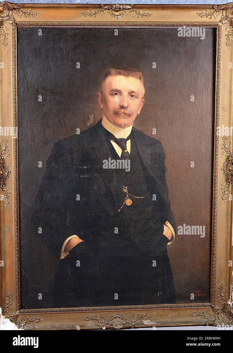 Leo steel hi-res stock photography and images - Alamy