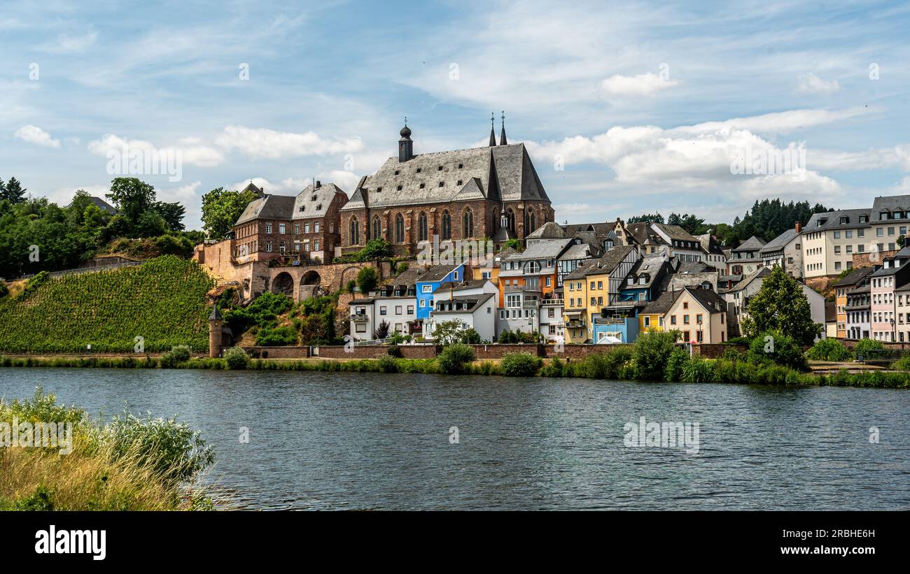 Tourist resort small town hi-res stock photography and images - Alamy