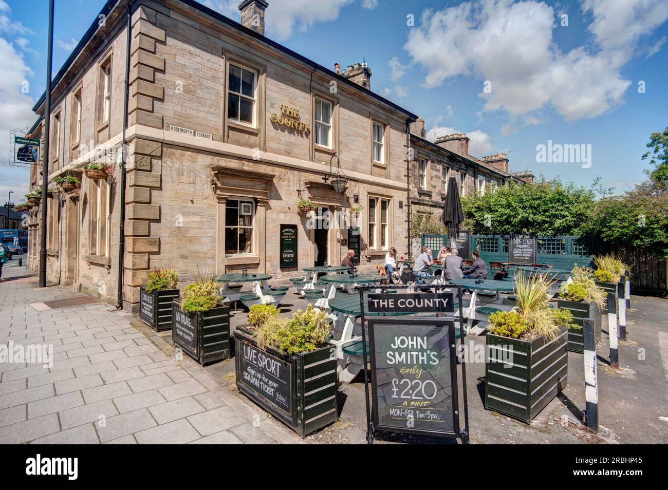 The County public house, Gosforth, Tyne and Wear Stock Photo - Alamy