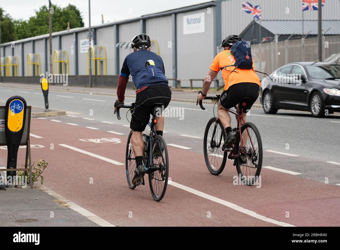 Liverpool cycle path hi-res stock photography and images - Alamy