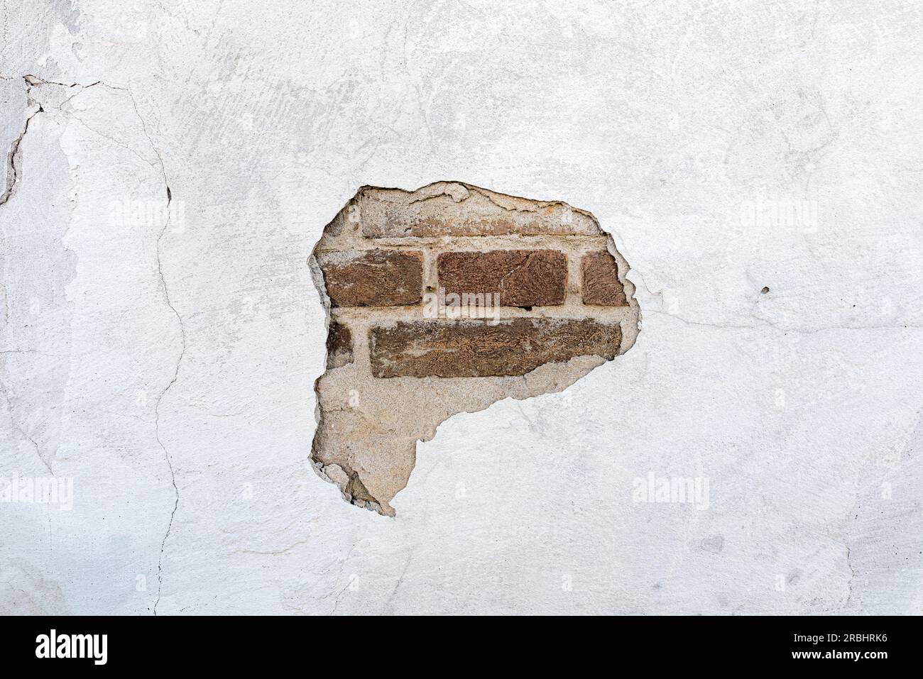Crumbling stucco hi-res stock photography and images - Alamy