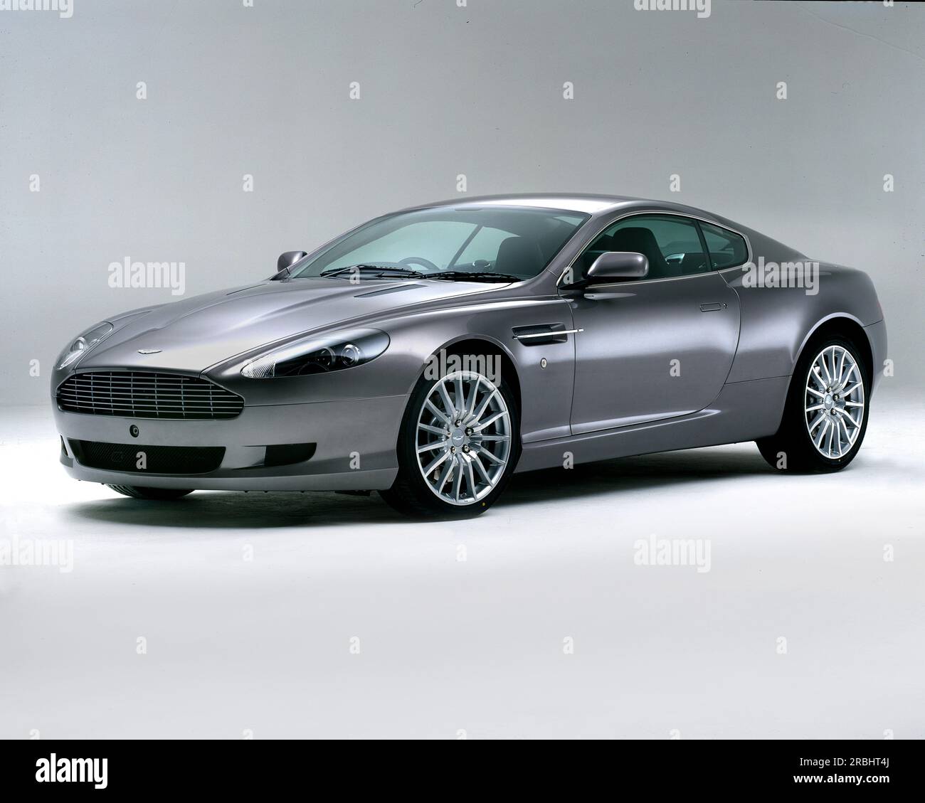Aston martin db9 hi-res stock photography and images - Alamy