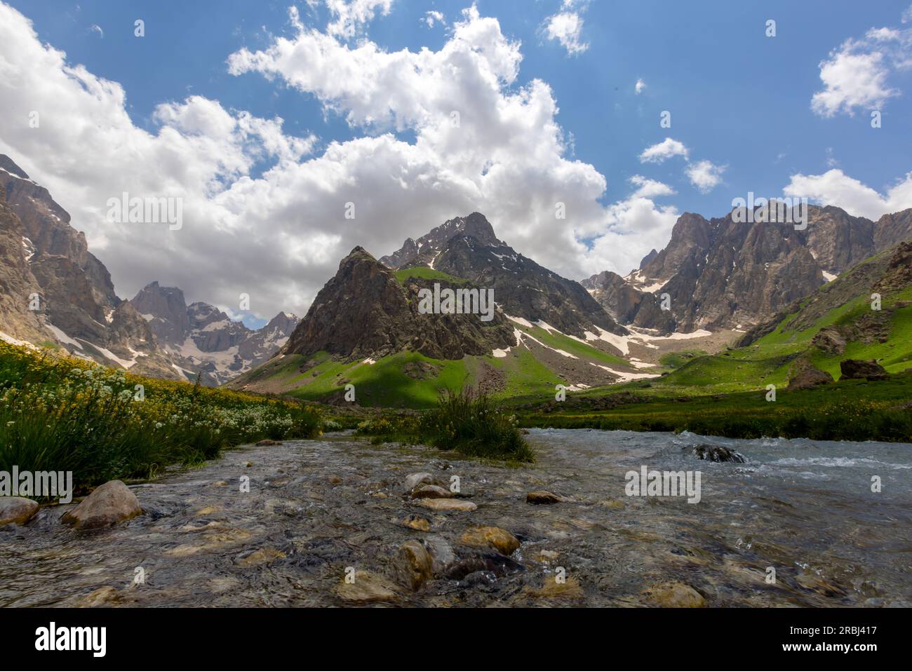 cilo mountains, hakkari, high mountains and clouds, valley of heaven ...