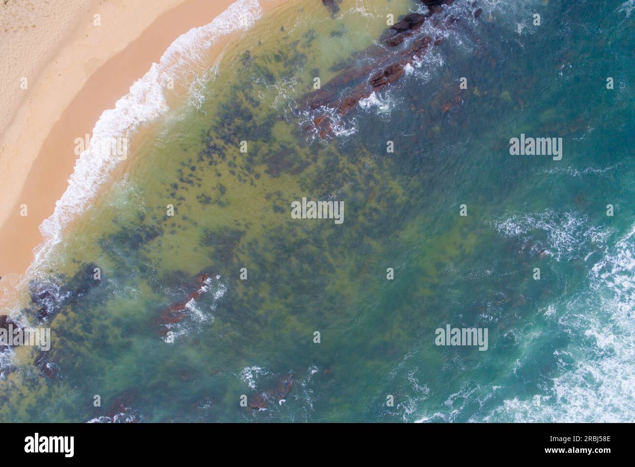 Aerial side view rocky hi-res stock photography and images - Alamy