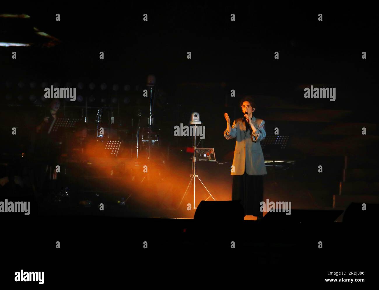 Taiwanese singer Terry Lin holds concert in Yichang City, central China ...