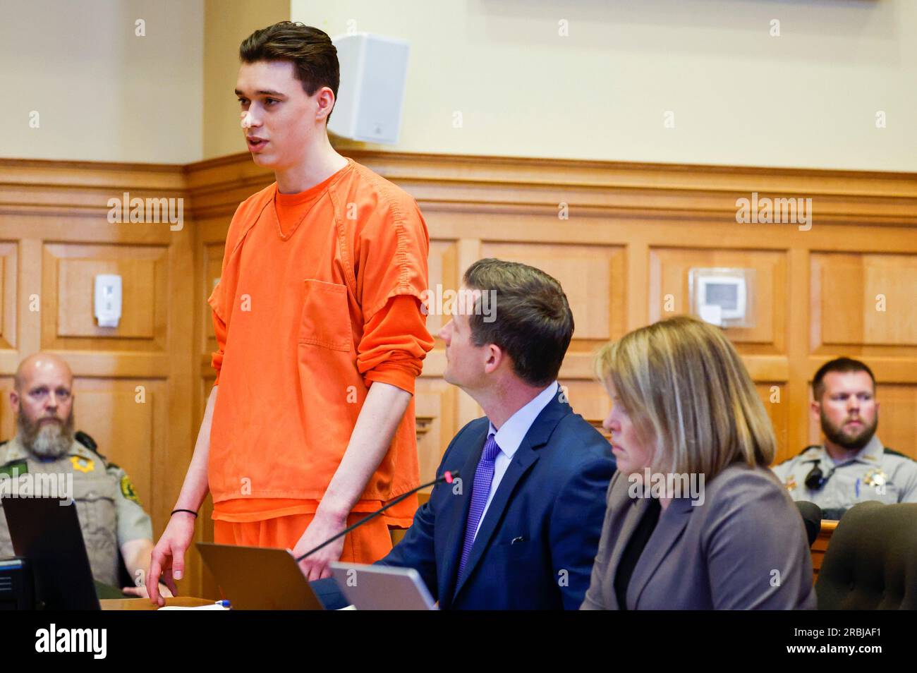 Willard Miller makes a statement during his sentence hearing at the ...