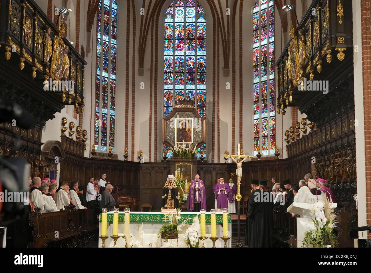 The head of Poland's Roman Catholic Church, Archbp Stanislaw Gadecki ...