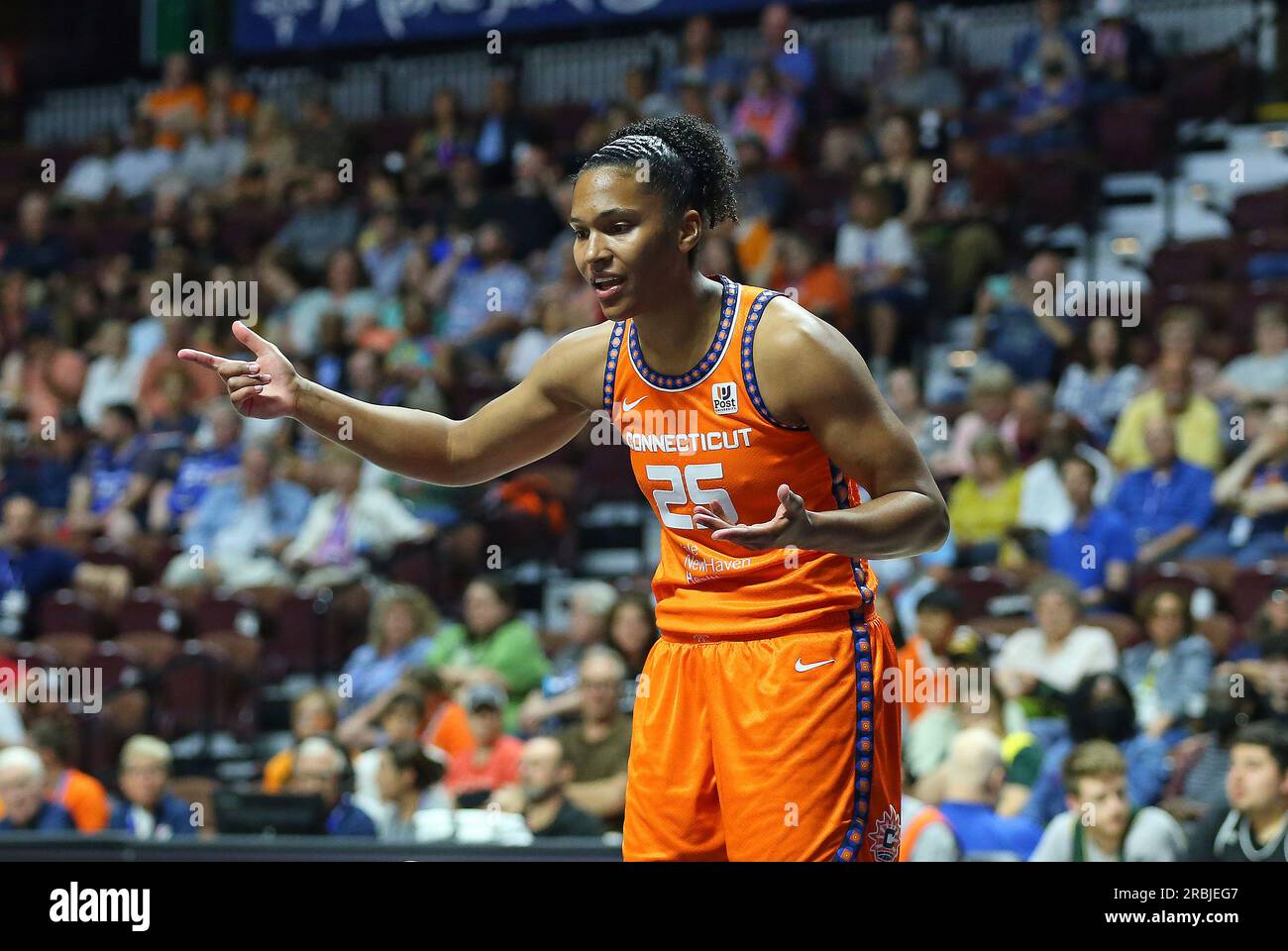 UNCASVILLE, CT - JULY 06: Connecticut Sun forward Alyssa Thomas (25 ...