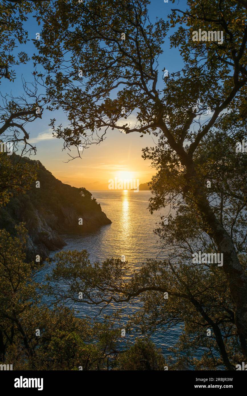 Sunset, Girolata Bay, Girolata, La Scandola, UNESCO World Natural ...