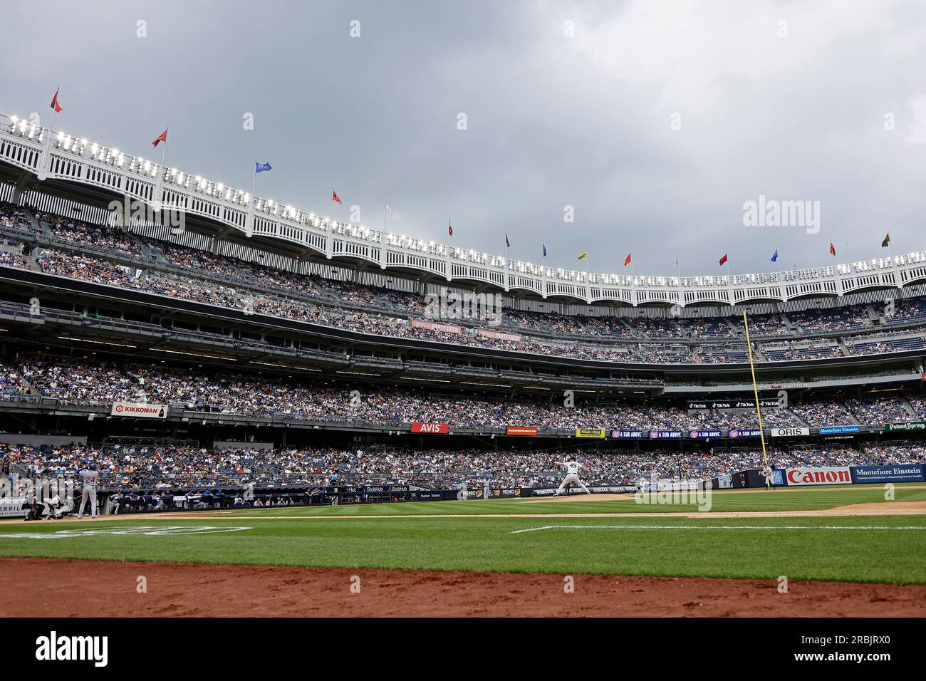 New York Yankees pitcher Gerrit Cole pitches to Chicago Cubs' Cody ...