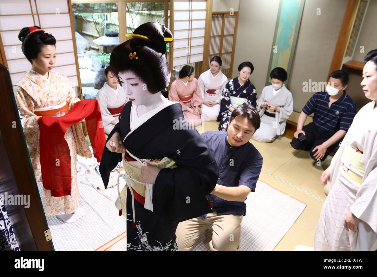 Maiko, an apprentice of Geiko, becomes Geiko, professional female ...