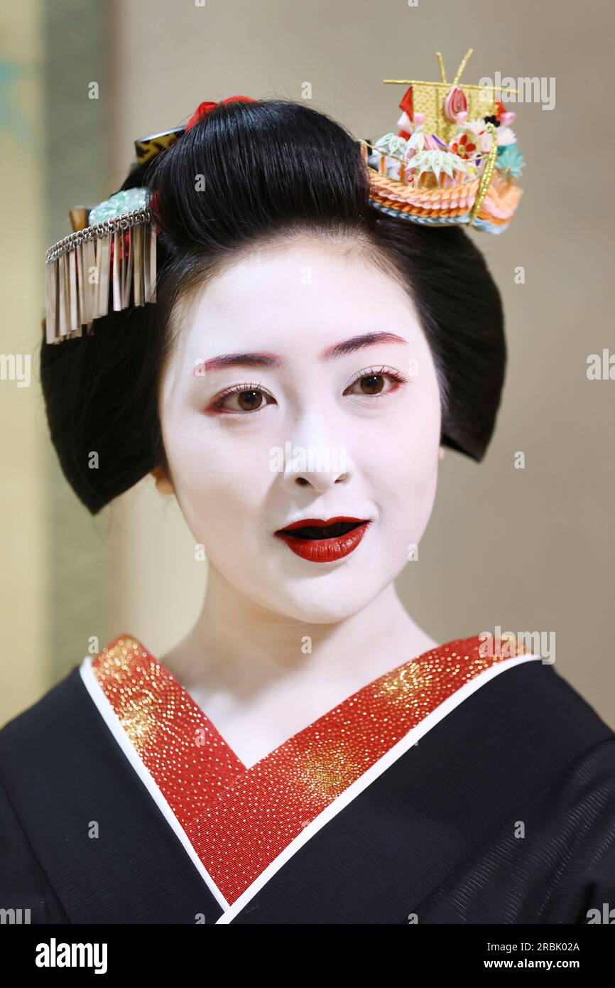 Maiko, an apprentice of Geiko, becomes Geiko, professional female ...